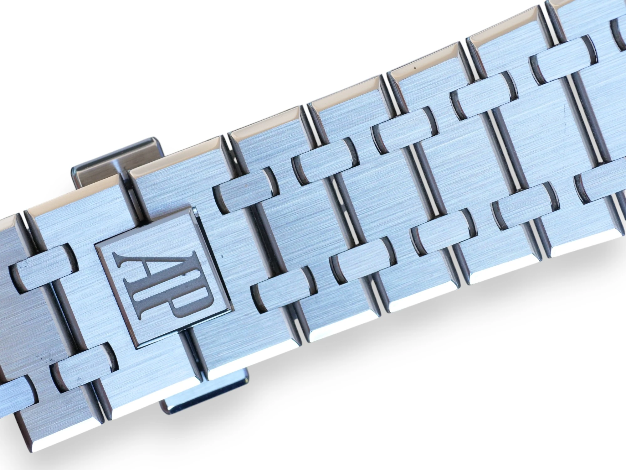 AP Royal Oak Flyback Chronograph 26240ST Blue Dial 50th Anniversary ...